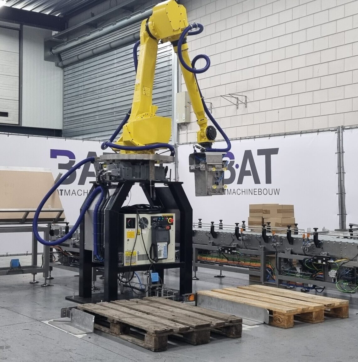 Palletisers - B.A.T. Machinebouw